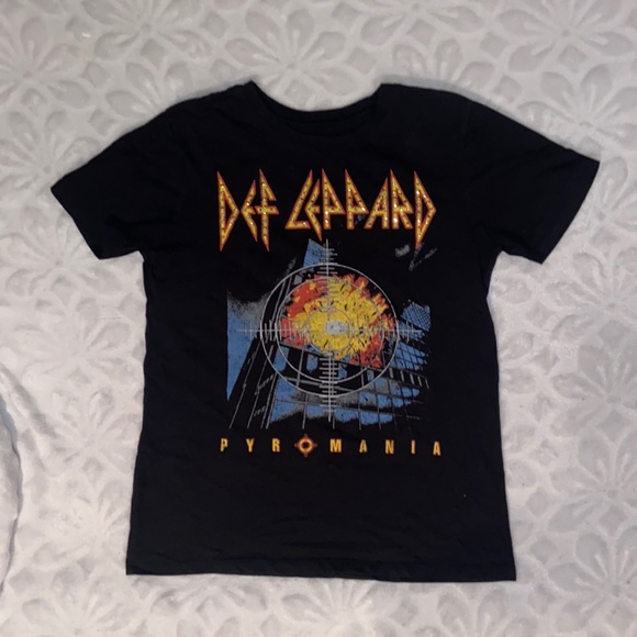 Tops | Def Leppard Pyromania Band Tshirt | Poshmark